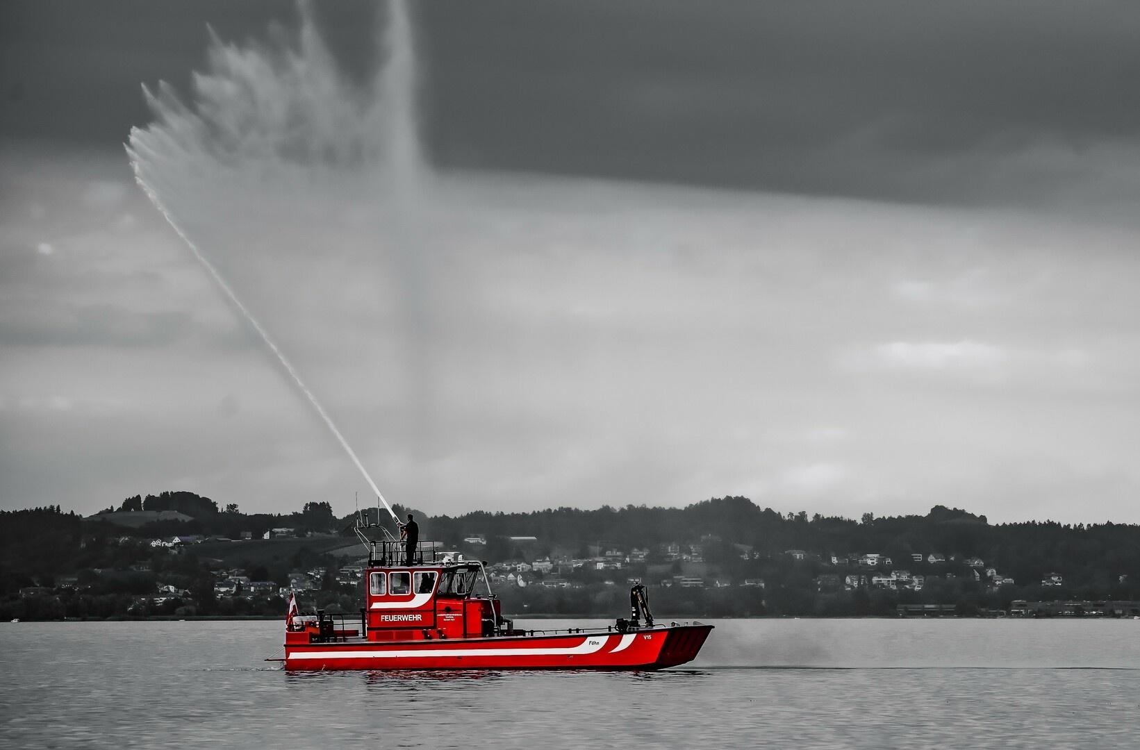 Feuerwehrboot V15 Föhn wurde modernisiert